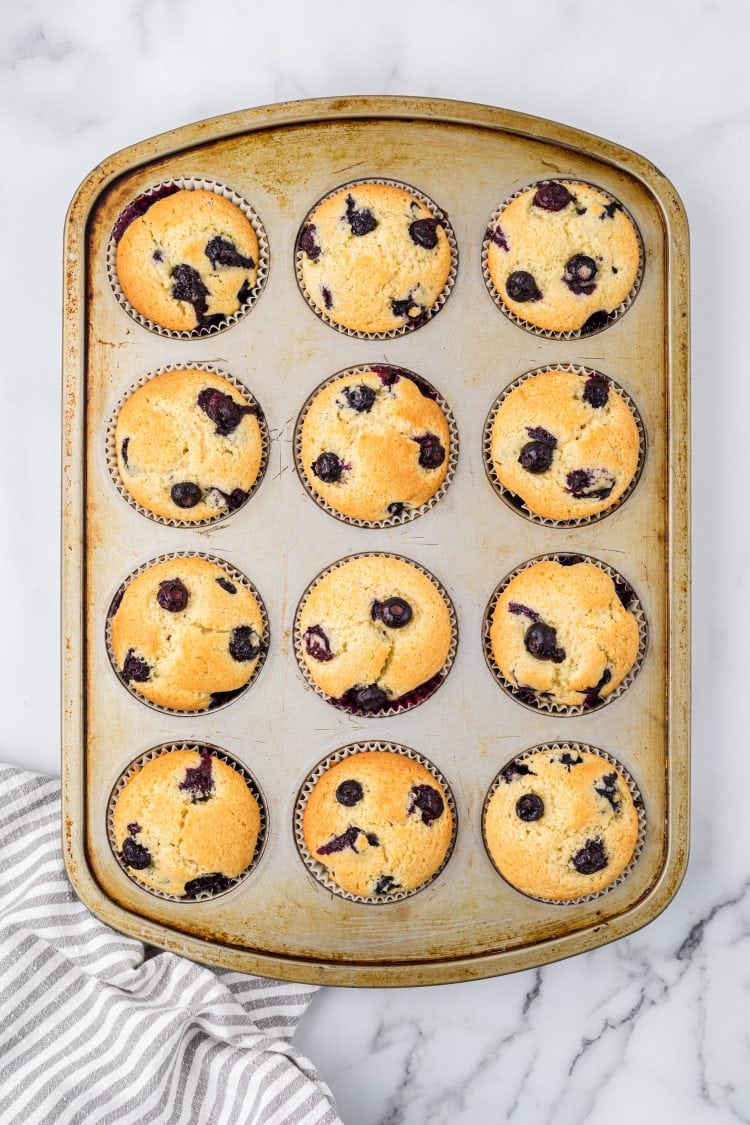 Blueberry Buttermilk Muffins - Risa's Family Kitchen