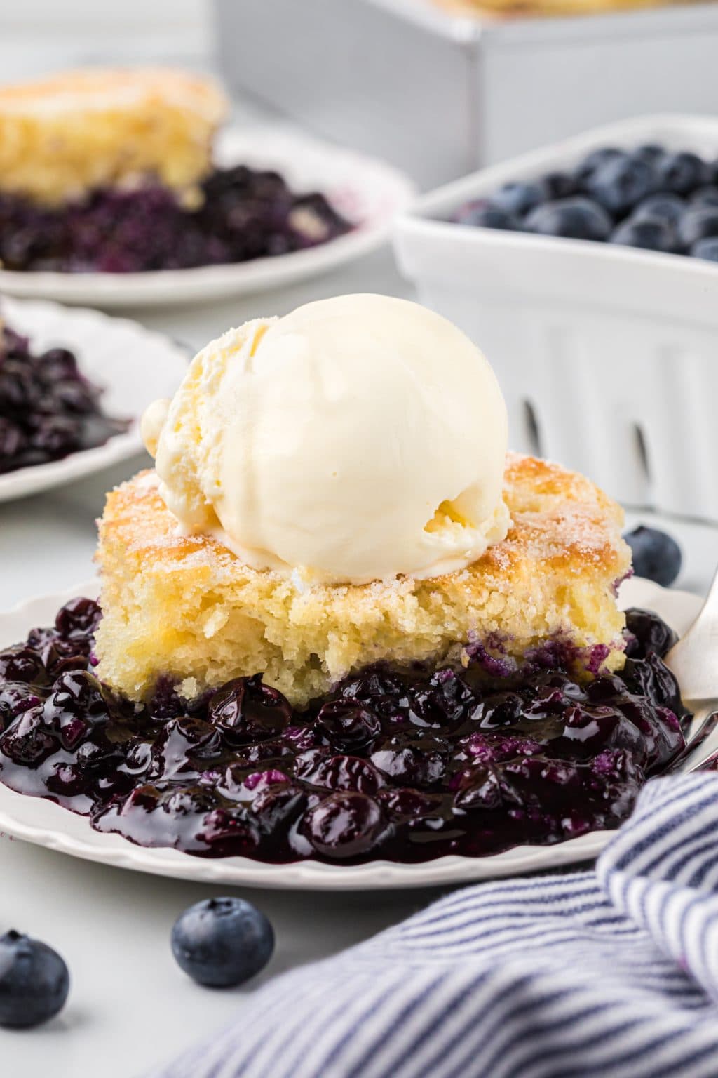 Old-Fashioned Blueberry Cobbler - Risa's Family Kitchen