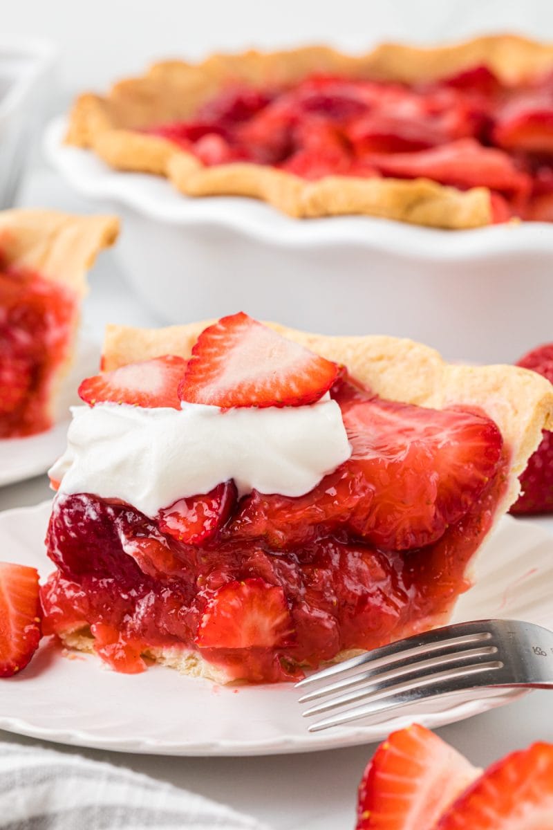 Strawberry Glazed Pie - Risa's Family Kitchen