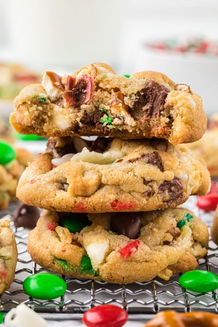 Kitchen Sink Christmas Cookies - Risa's Family Kitchen